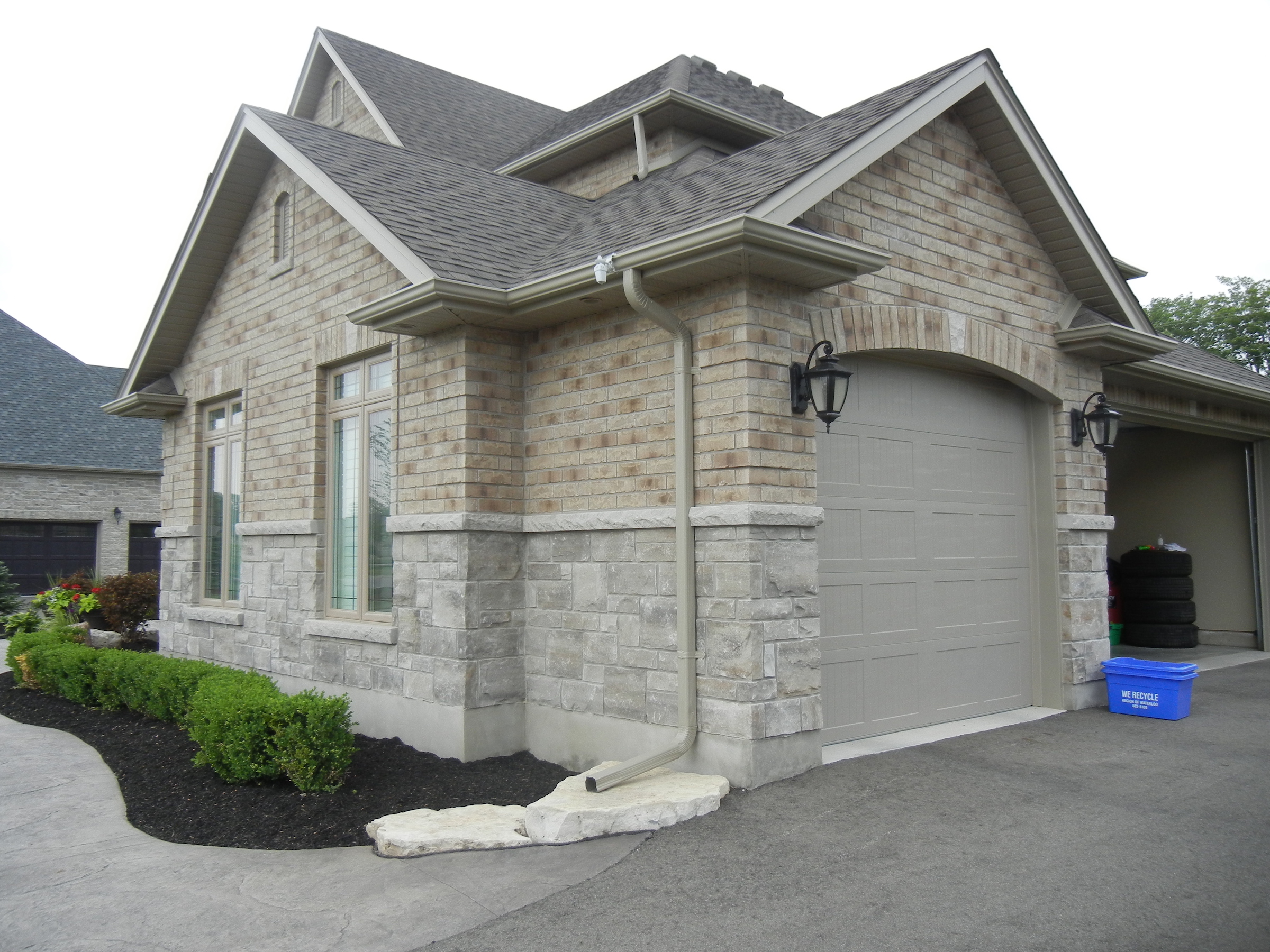 Puslinch Custom Build – GrandGate Custom Homes Ltd.